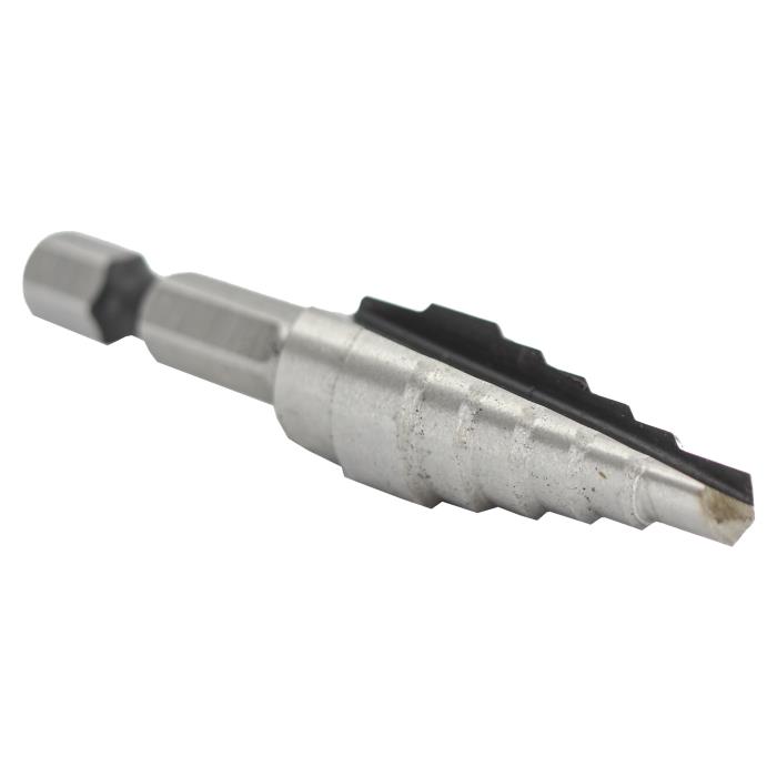 Single radial concave flute crates perfectly round holes in metal ...